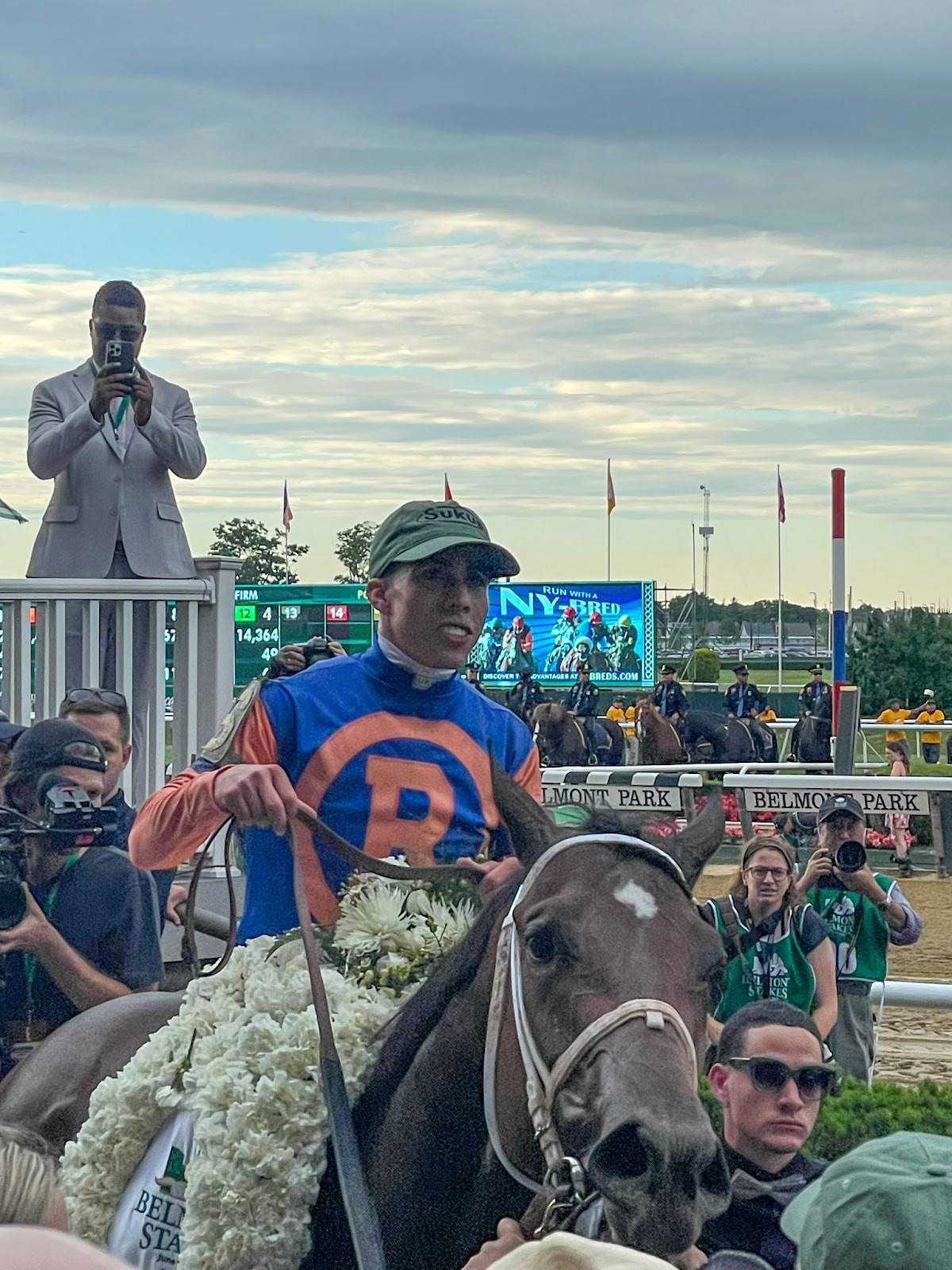 Sukup Name Hits Classic Horse Race Scene
